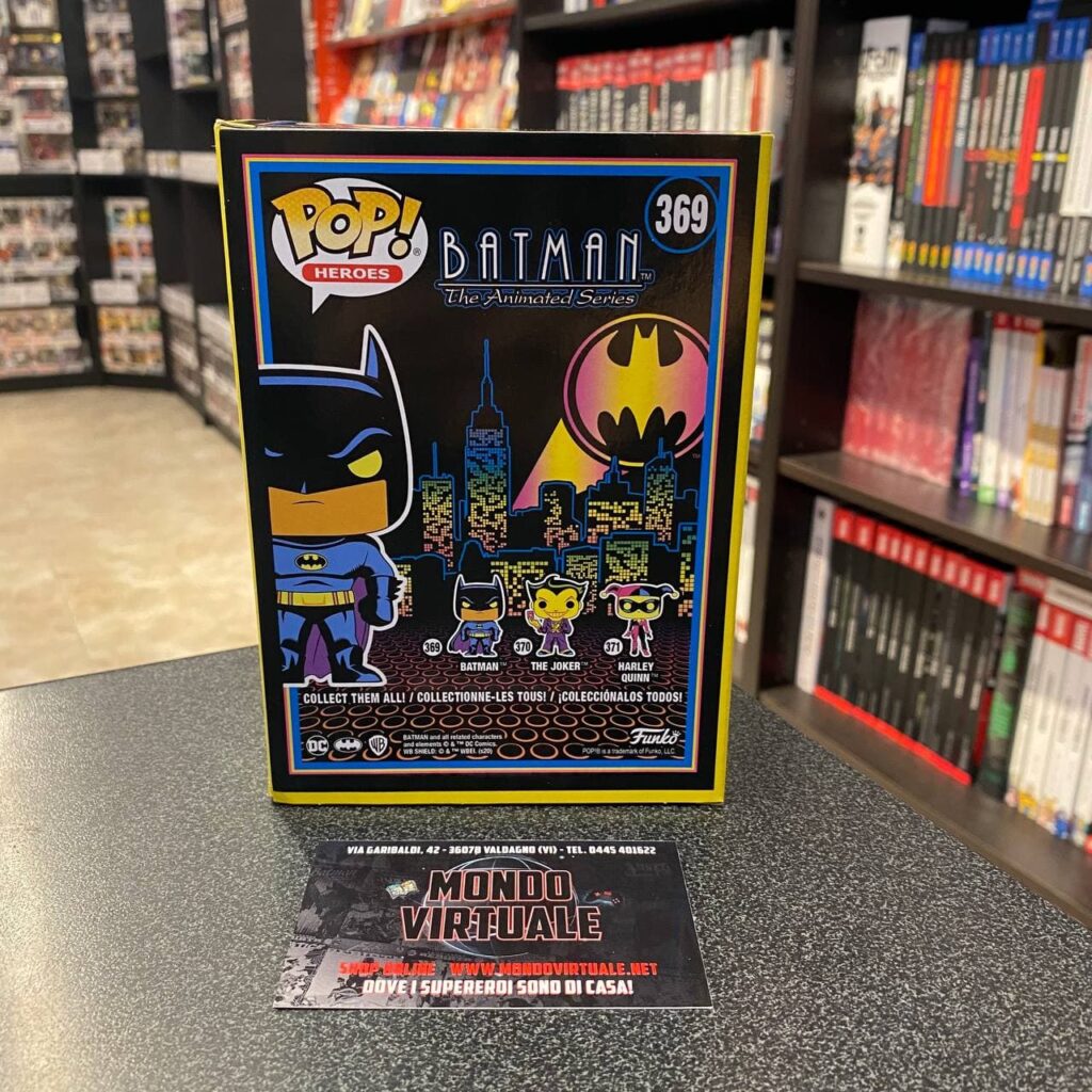 Funko Pop 369 Batman Black Light Glow Special Edition – Batman The ...