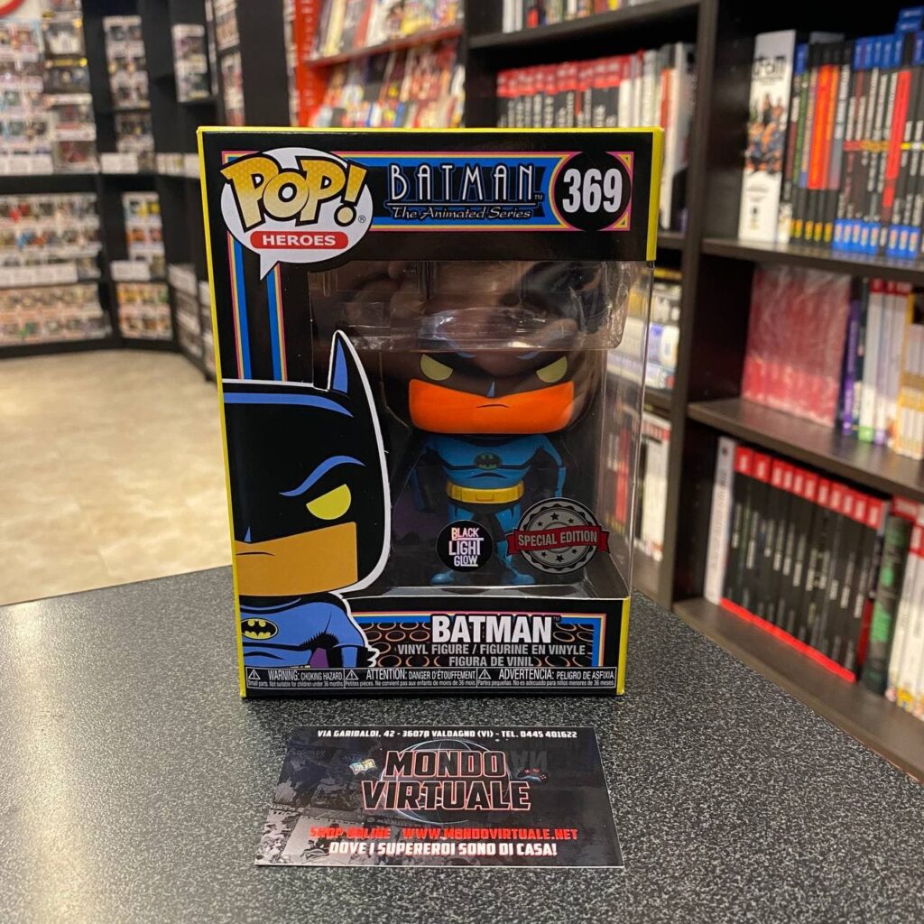 Funko Pop 369 Batman Black Light Glow Special Edition – Batman The ...